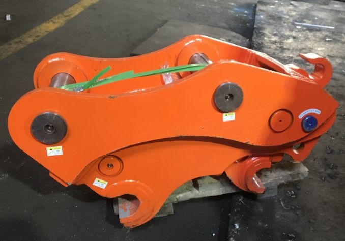 Working control principle of quick-coupler for digger system